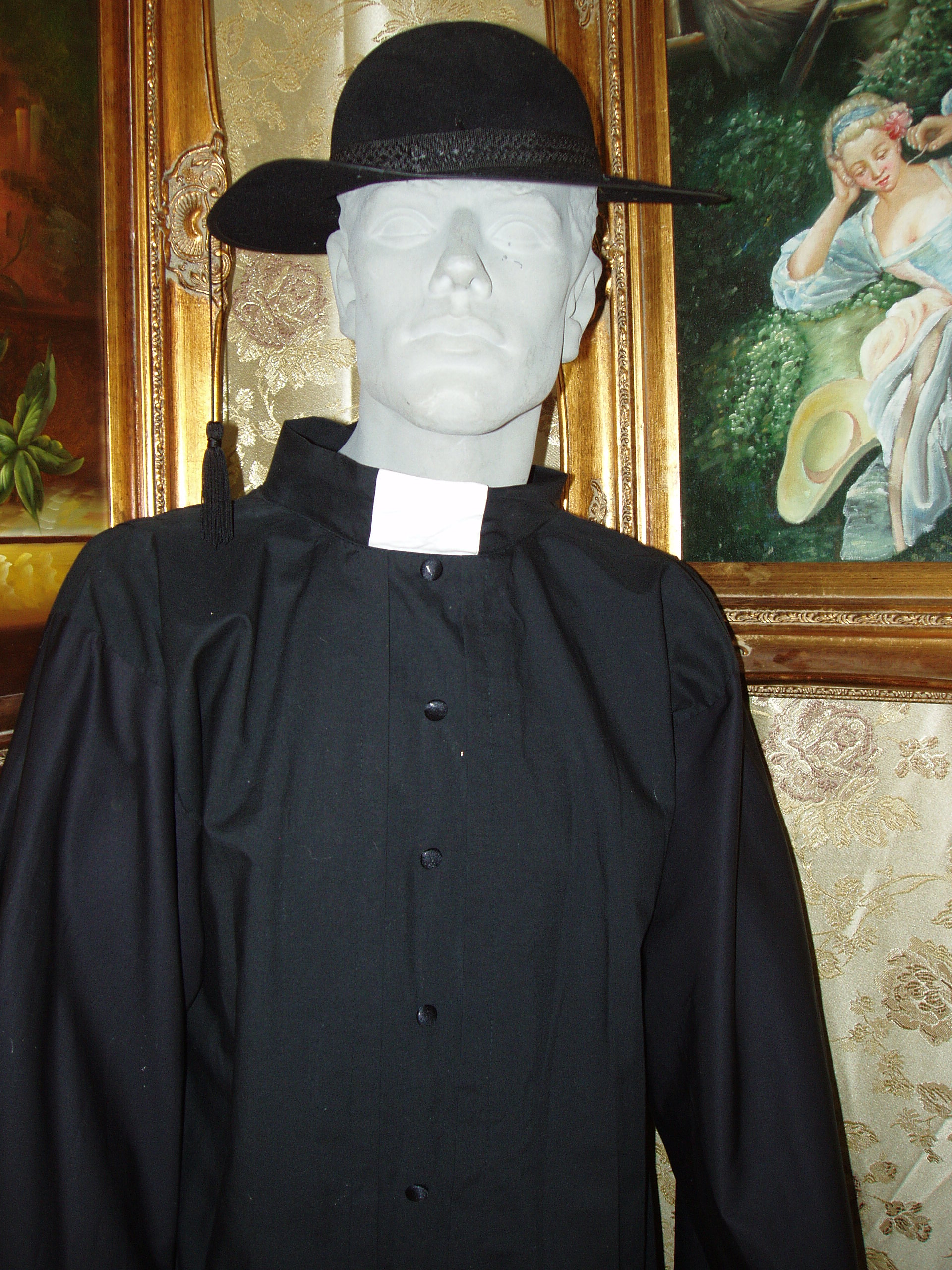 Costume Prete Carnevale Sartoria Carnevale Costumista